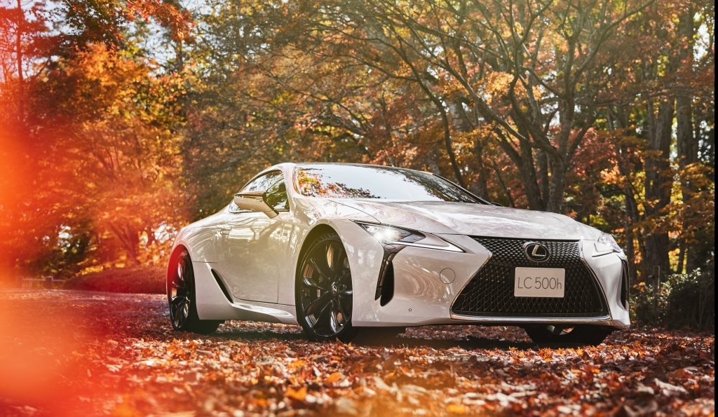 The 2024 Lexus LC drops its V8 for a hybrid V6 | Blog | CHANGECARS