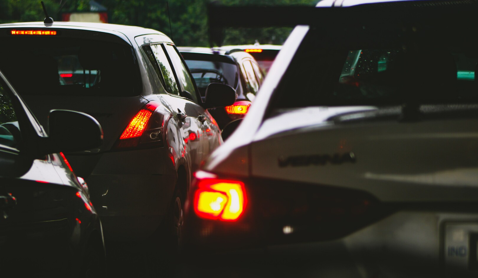 Carpooling 101: How to save on fuel and reduce traffic | Blog | CHANGECARS